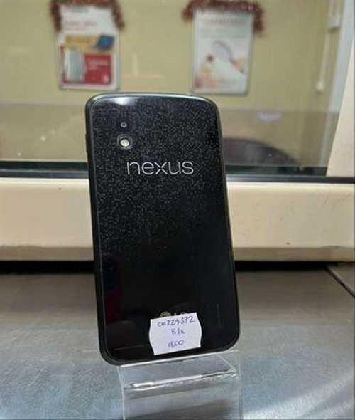 Смартфон LG Nexus 4 2/8