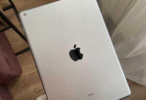 Apple iPad 7 2019 32гб