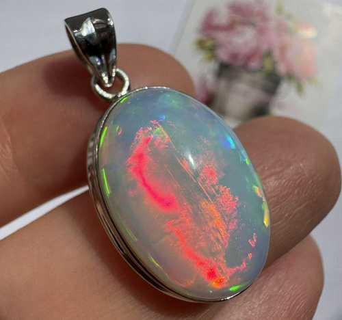 Серебряный кулон с эфиопским опалом