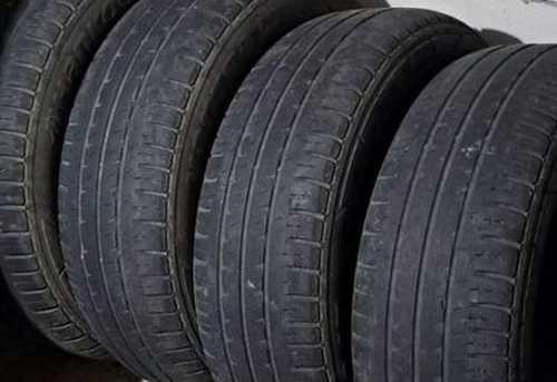 Hankook Vantra LT RA18 215/65 R17