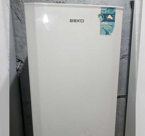 Хододильник Beko компактный 158*54 доставка гарант