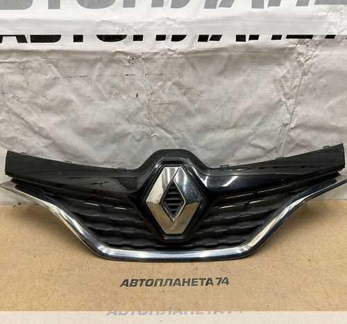 Решетка радиатора Renault Kaptur, I (2016—2020)