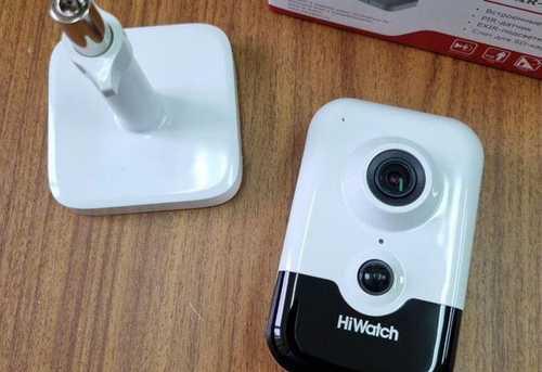 Камера видеонаблюдения HiWatch DS-I214(B)