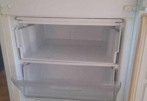 Холодильник бу в хорошем рабочем состоянии