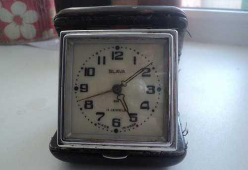 Часы с будильником в футляре СССР