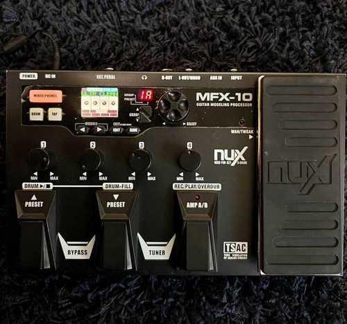 Гитарный/вокальный процессор NUX MFX-10