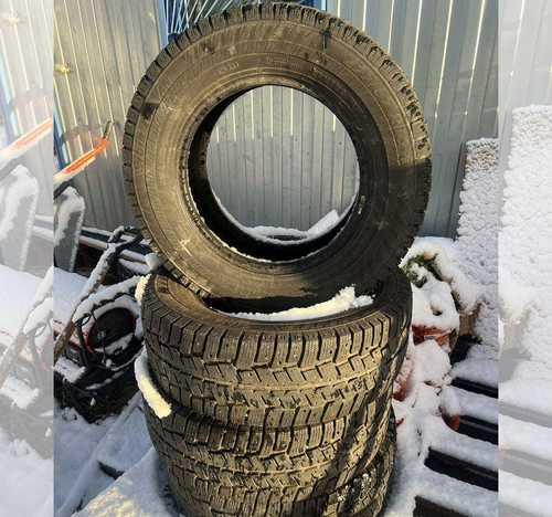 Matador MP 50 Sibir Ice 235/65 R16C 115R