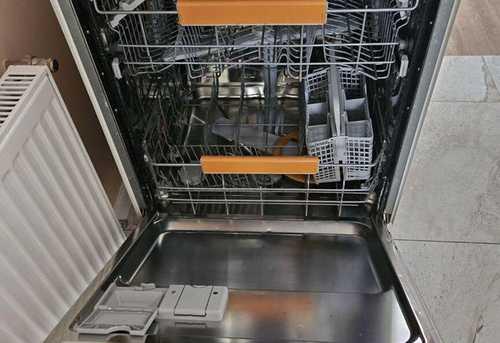 Посудомоечная машина Electrolux 60см на запчасти