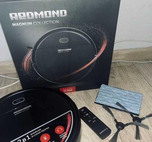 Робот-пылесос Redmond RV-R560