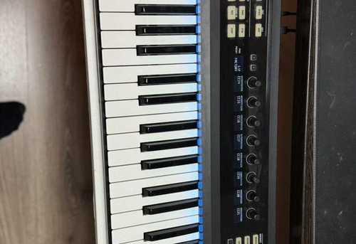 Native Instruments komplete kontrol s49 mk1