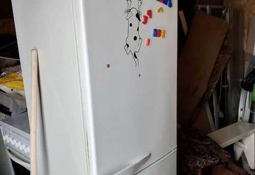 Холодильник на запчасти или под восстановление