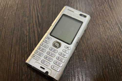 Телефон Sony Ericsson k600i