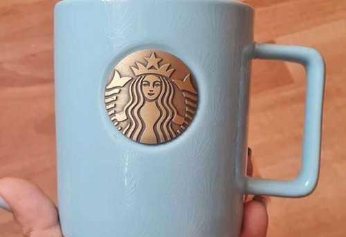 Новая кружка Starbucks в фирменной упаковке