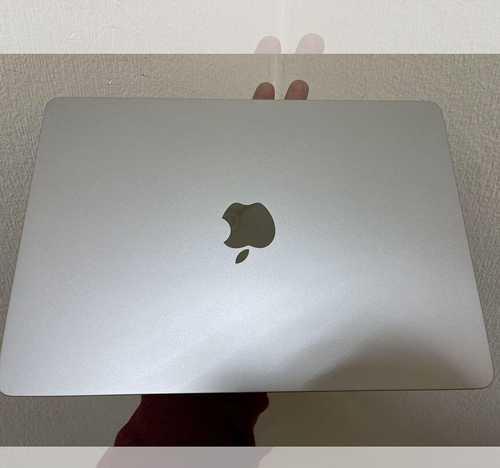 Apple macbook air 13 2022 m2