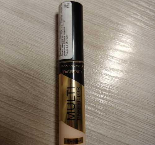 Max factor консилер facefinity 1N