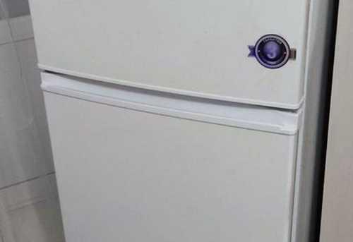 Холодильник dexp TF210D
