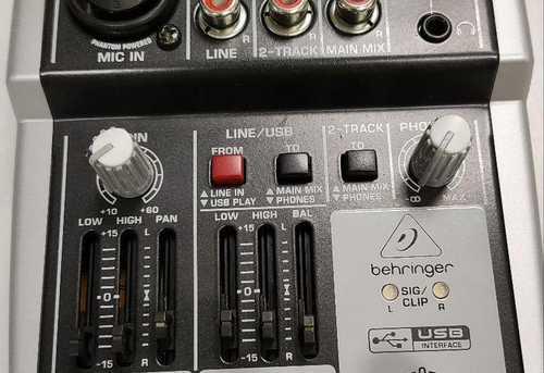 Микшерный пульт Behringer Xenyx 302USB