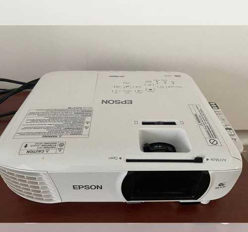 Проектор Epson EH-TW650