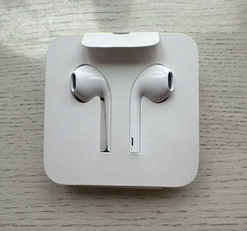 Наушники apple earpods lightning