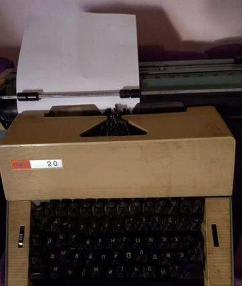 Печатная пишущая машинка Daro DDR гдр