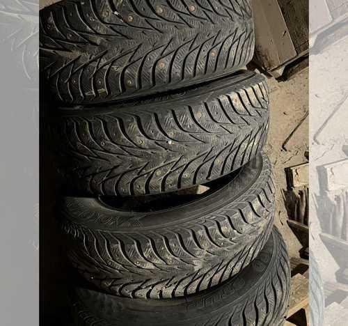 Yokohama IceGuard Stud IG65 235/65 R17