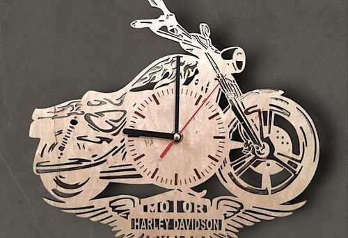 Часы настенные Мотоцикл