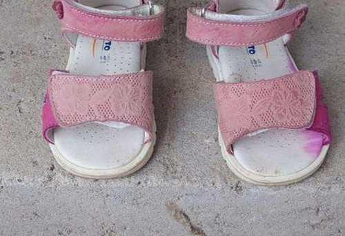 Детская обувь 20 размер на девочку