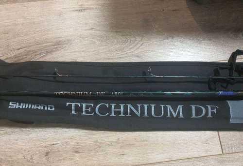 Спиннинг Shimano Technium DF 180L