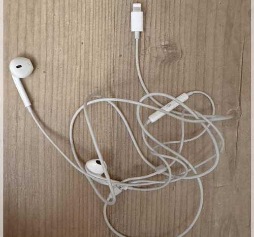 Наушники apple earpods lightning