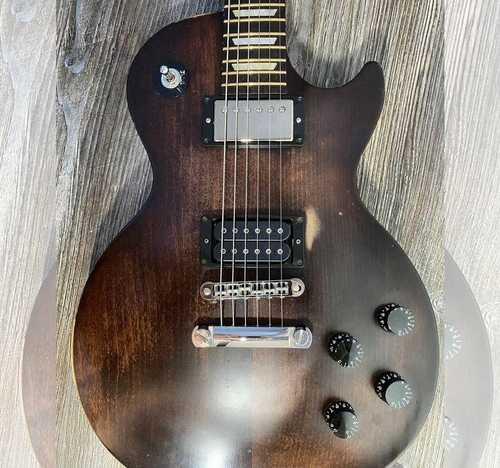 Электрогитара Gibson Les Paul LPJ 2013