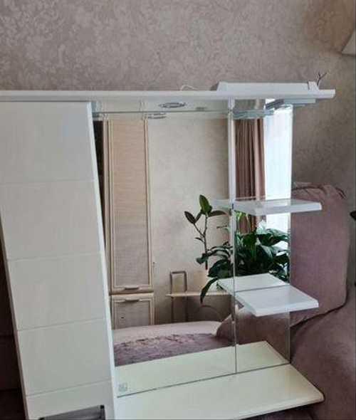 Зеркальный шкаф в ванную с подсветкой бу