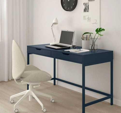 Письменный стол IKEA alex