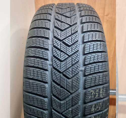 Pirelli Scorpion Winter 255/45 R20