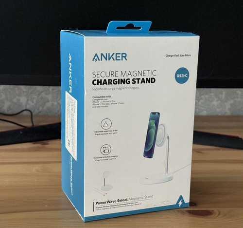 Беспроводная зарядная подставка Anker MagSafe