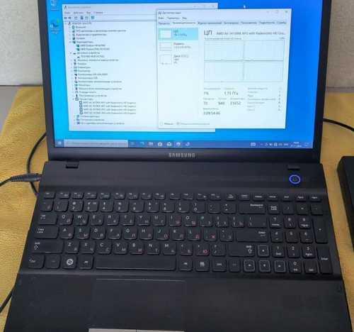 Ноутбук Samsung NP305V5A