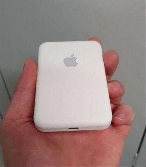 Беспроводная зарядка iPhone MagSafe