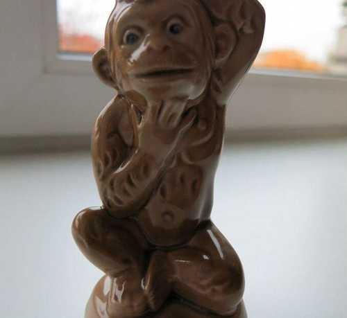 Статуэтка фарфоровая обезьянка