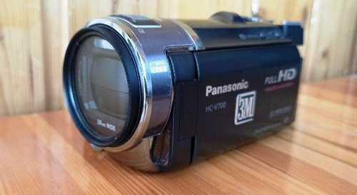 Видео камера panasonic HC-V700 +7 батареек