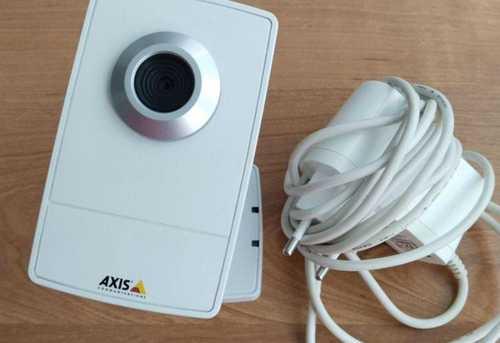 Камера видеонаблюдения axis