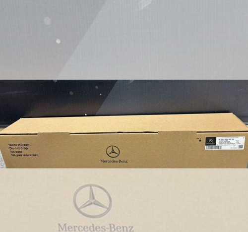 Стойка амортизатора Mercedes w213 A2133203530
