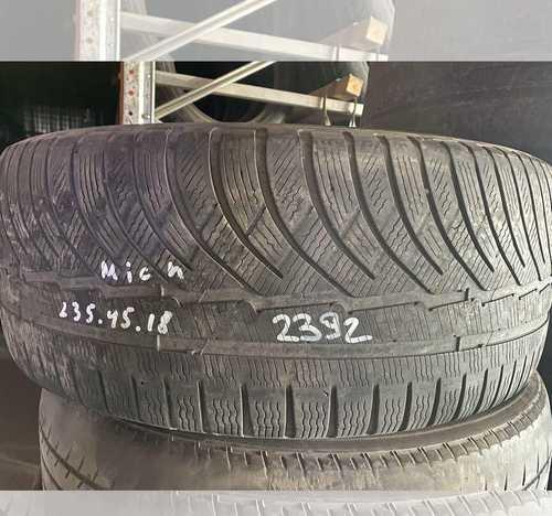 Michelin Pilot Alpin 235/45 R18