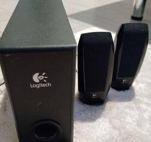 Колонки компьютерные 2.1 Logitech S220