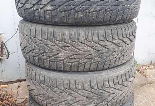 Nokian Tyres Hakkapeliitta R2 SUV 235/60 R18