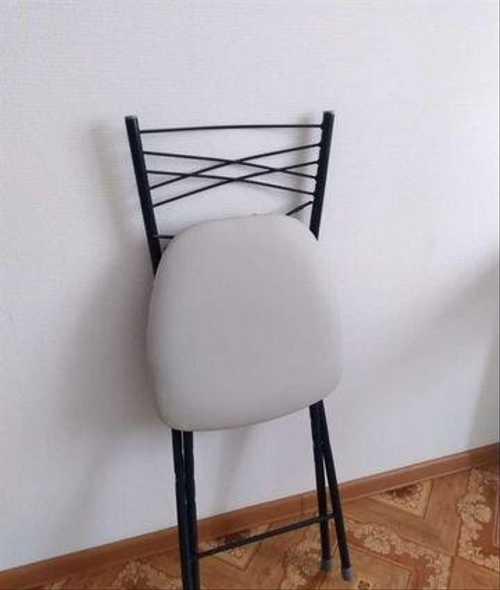 Складной стул (сломан)