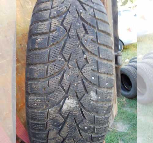 Продам резину Toyo 195/65 R15