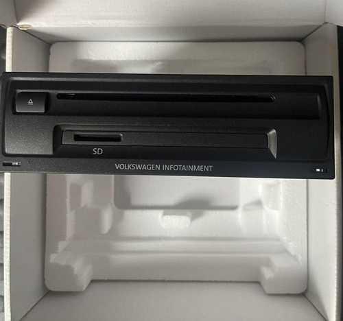Блок навигации CD магнитола Passat B8, Golf 7