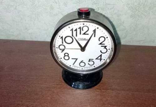 Часы будильник механический слава СССР