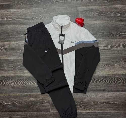 Спортивный костюм nike плащевка