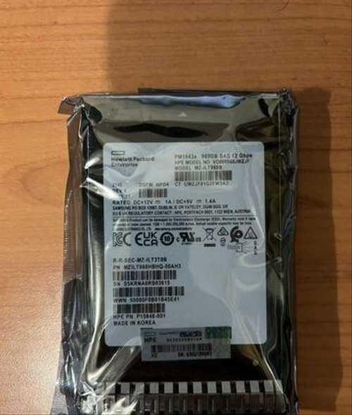 SSD диск HPE 960Gb 2.5 SAS 12Gb P20833-001