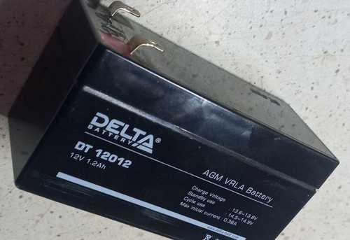 Аккумуляторная батарея delta DT 12012